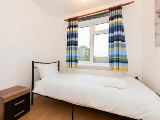 3 Bedroom Detached House For Rent In Reading
