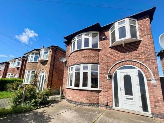 3 Bedroom Detached House For Rent In Wollaton