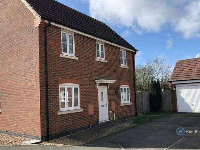 3 bedroom detached house for rent in Woodbrook Grantham NG31