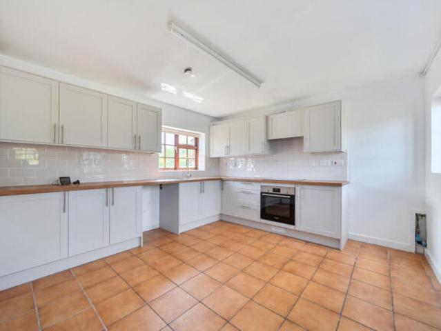 3 bedroom detached house for rent in Woodchurch, Ashford, Kent, TN26