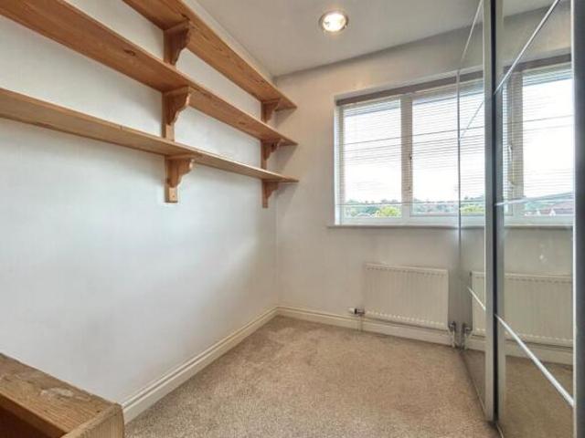 3 bedroom detached house for rent in Woodside Avenue, Meanwood, Leeds, LS7