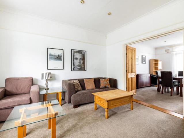 3 bedroom detached house for rent in Wandsworth, London, SW19