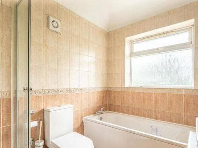 3 Bedroom Detached House For Rent In Wembley Park, Wembley