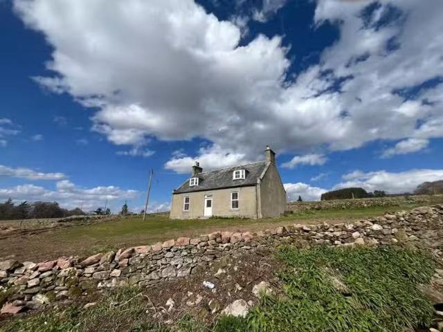 3 bedroom detached house for rent in Whitehouse, Alford, Aberd.