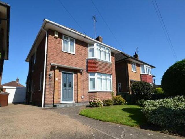 3 Bedroom Detached House For Rent In Wilford