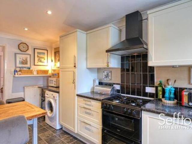 3 bedroom detached house for rent in Winstanley Road, Norwich, Norfolk, NR7