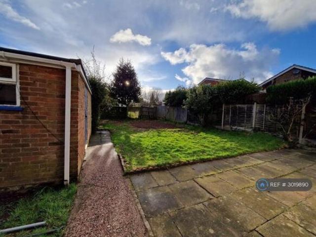 3 bedroom detached house for rent in The Close, Birmingham, B17