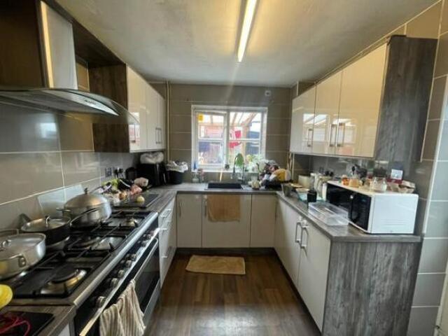 3 bedroom detached house for rent in Tudor Gardens, Erdington, B23
