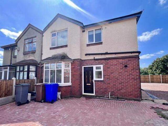 3 Bedroom Detached House For Rent In Tunstall