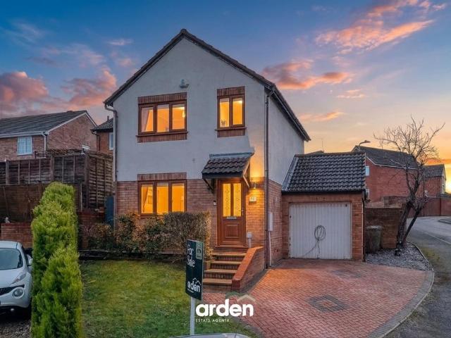 3 bedroom detached house for sale