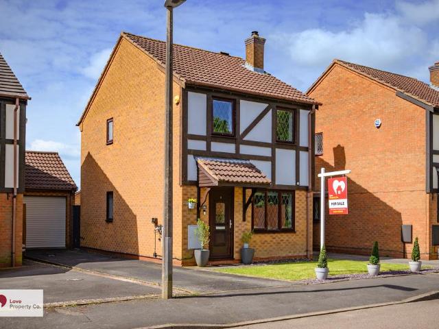 3 bedroom detached house for sale