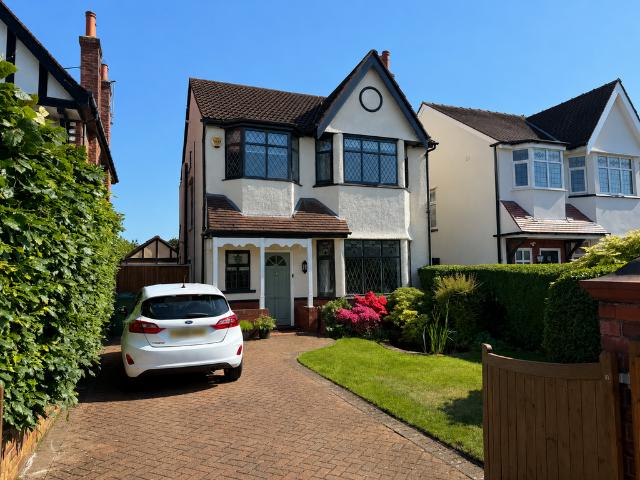 3 bedroom detached house for sale
