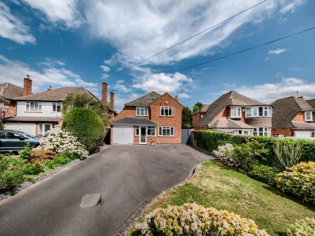 3 bedroom detached house for sale