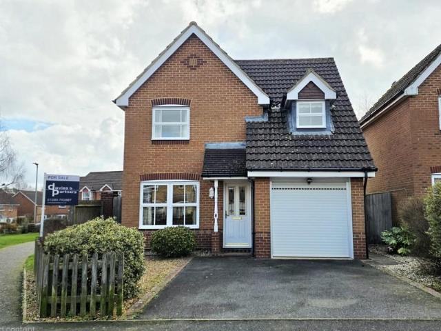 3 bedroom detached house for sale