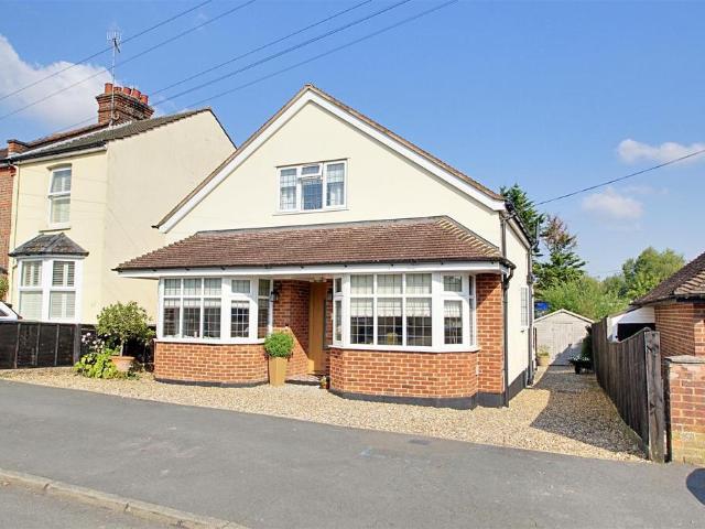 3 bedroom detached house for sale