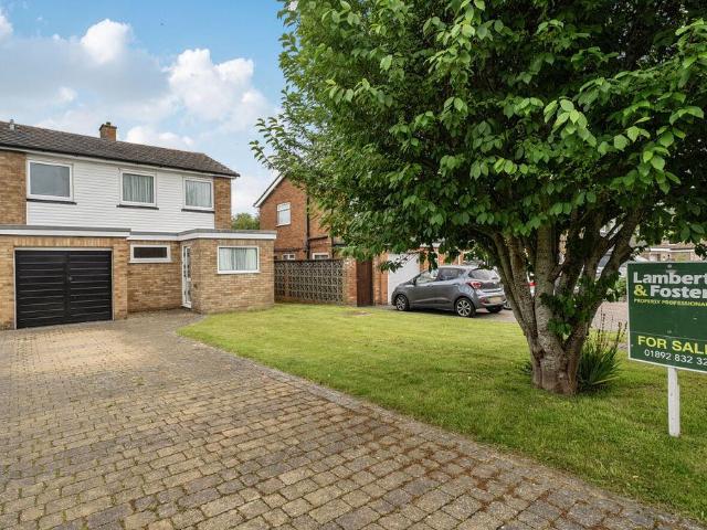 3 bedroom detached house for sale