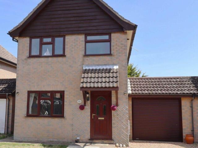 3 bedroom detached house for sale