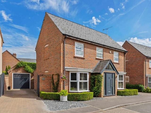 3 bedroom detached house for sale