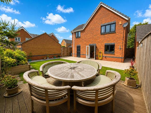 3 bedroom detached house for sale