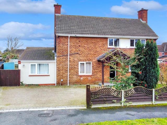 3 bedroom detached house for sale