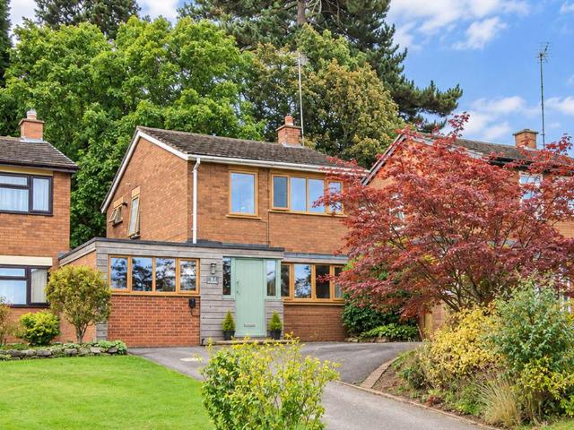 3 bedroom detached house for sale