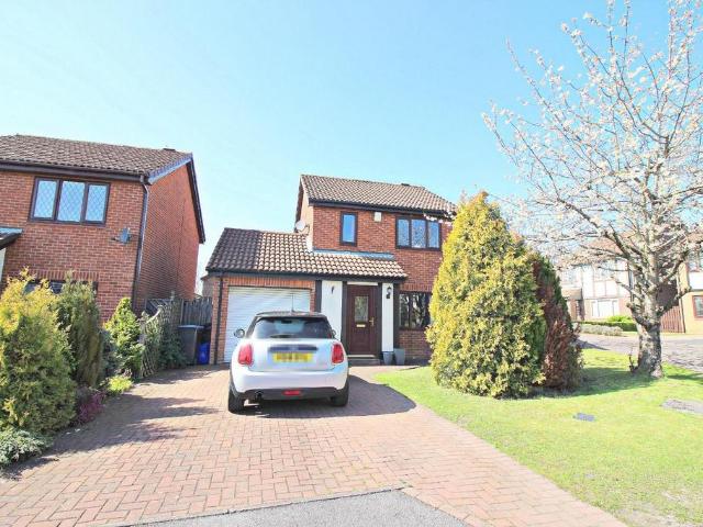 3 bedroom detached house for sale