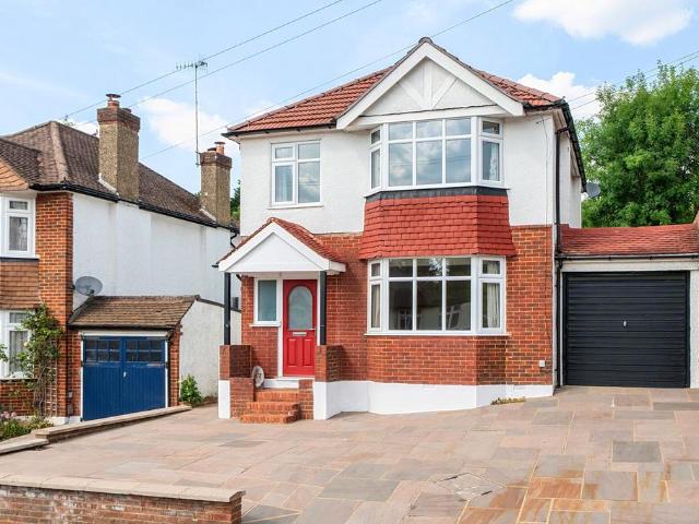 3 bedroom detached house for sale
