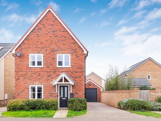 3 bedroom detached house for sale