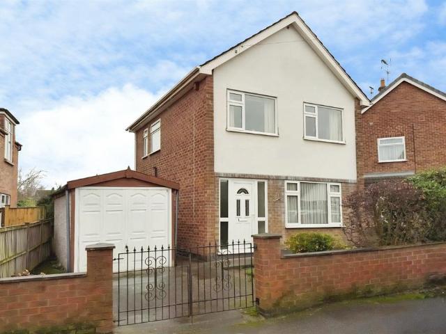 3 bedroom detached house for sale