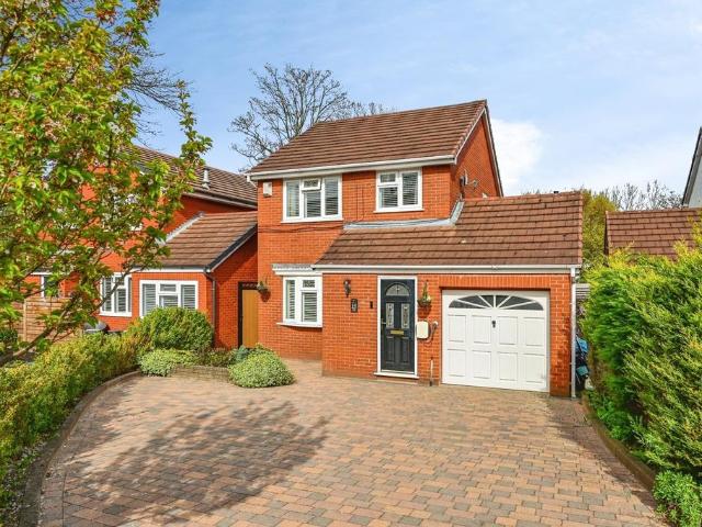 3 bedroom detached house for sale