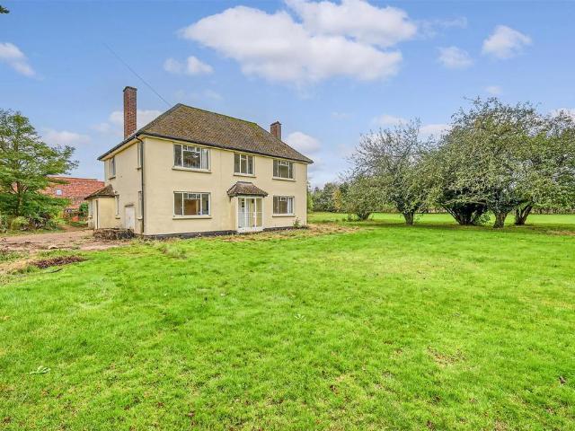 3 bedroom detached house for sale