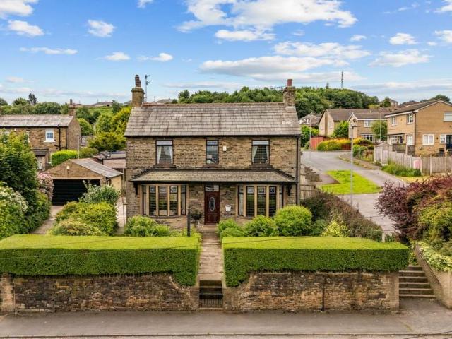 3 bedroom detached house for sale
