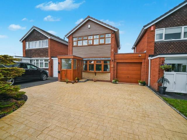 3 bedroom detached house for sale