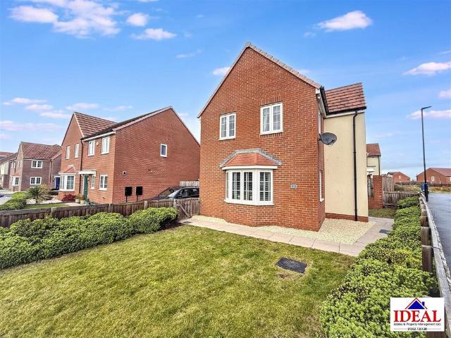 3 bedroom detached house for sale