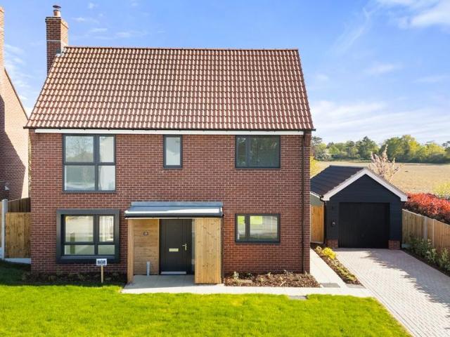 3 bedroom detached house for sale