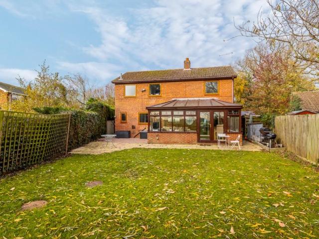 3 bedroom detached house for sale