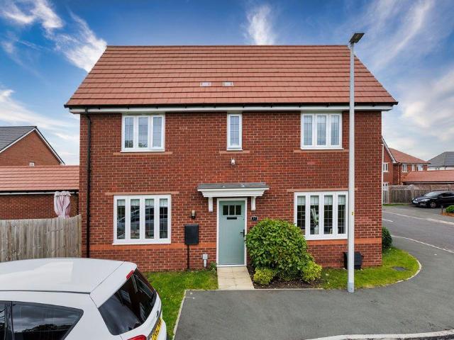 3 bedroom detached house for sale