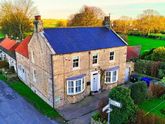 3 bedroom detached house for sale
