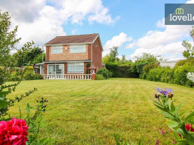 3 bedroom detached house for sale