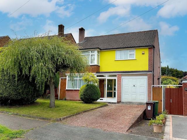 3 bedroom detached house for sale