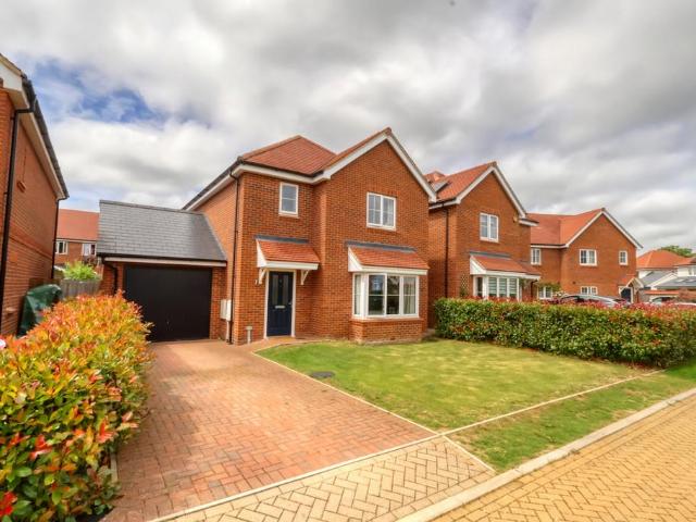 3 bedroom detached house for sale