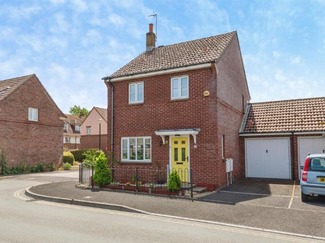 3 bedroom detached house for sale