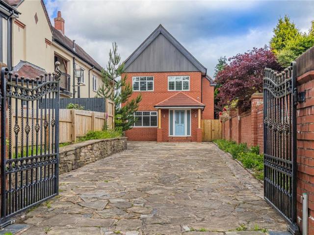 3 bedroom detached house for sale