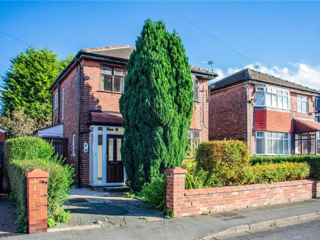 3 bedroom detached house for sale