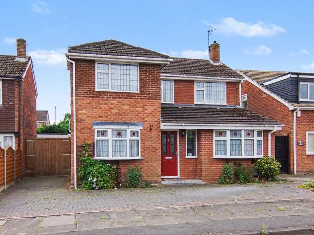 3 bedroom detached house for sale