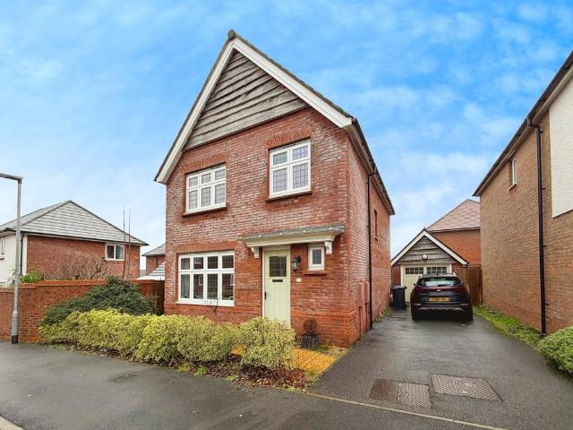 3 bedroom detached house for sale