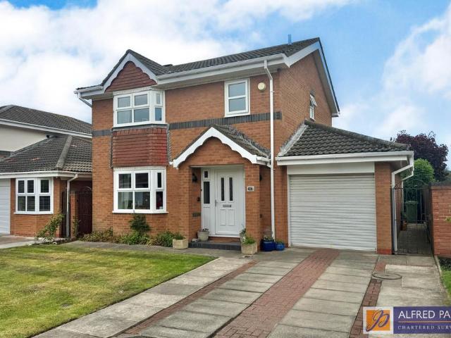 3 bedroom detached house for sale