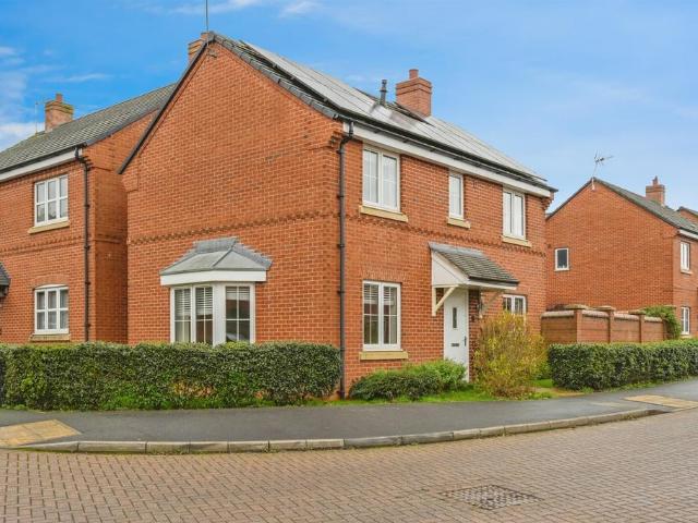 3 bedroom detached house for sale