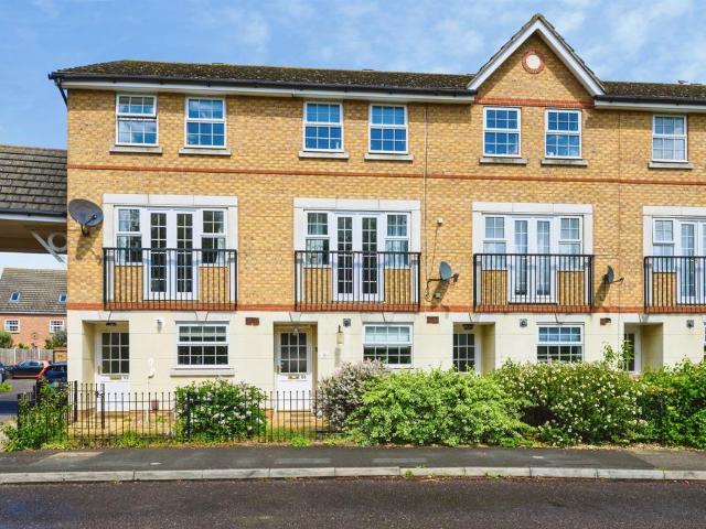 3 bedroom townhouse for sale