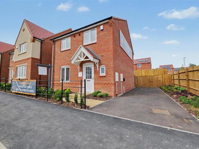3 bedroom detached house for sale